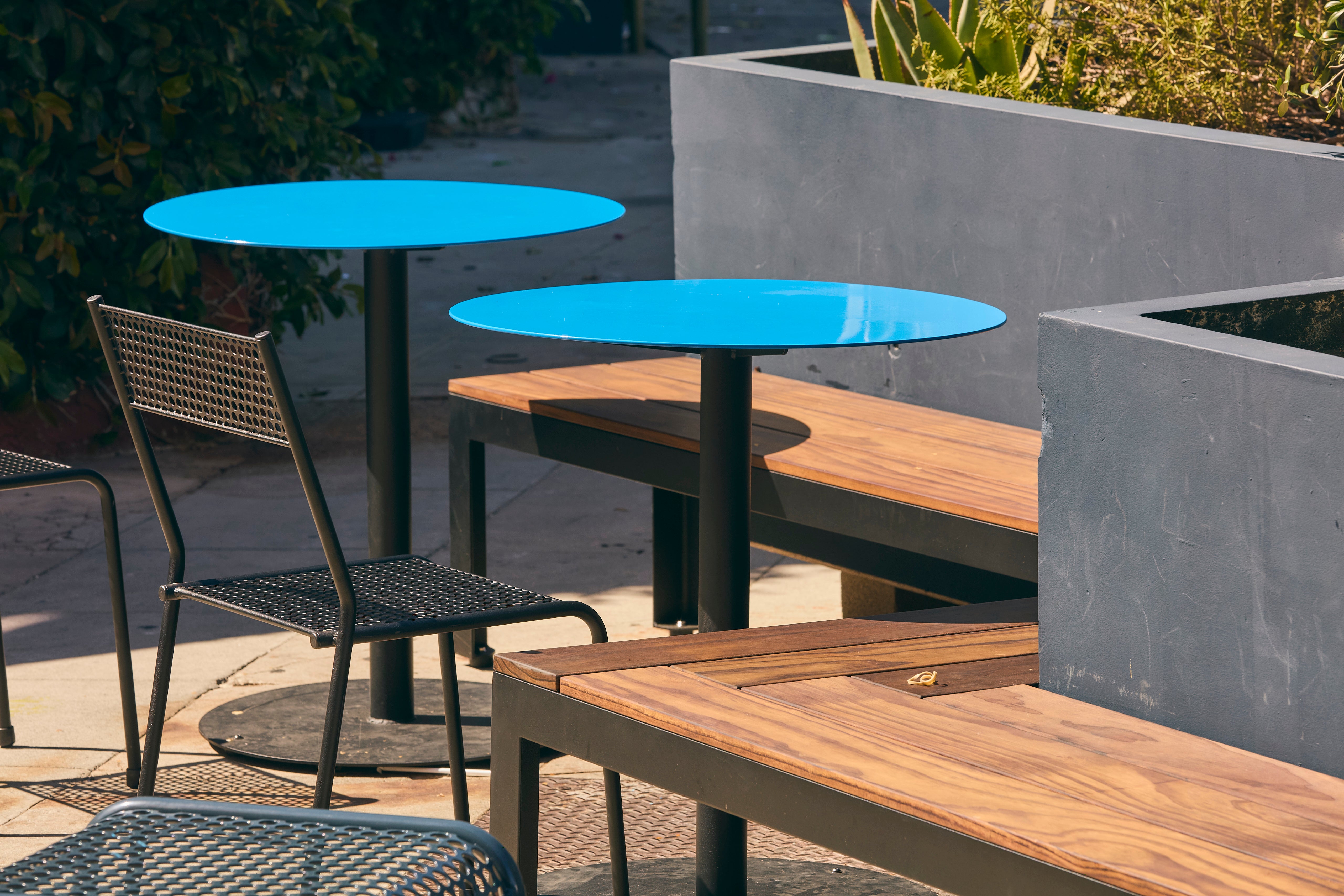 RAD can design and manufacture custom cafe tables and cafe chairs for ...